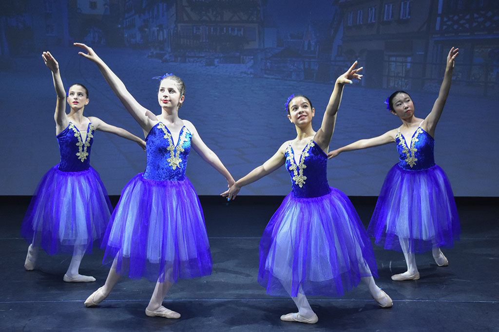 Home · Simply Ballet · Classes For All Ages Including Adults